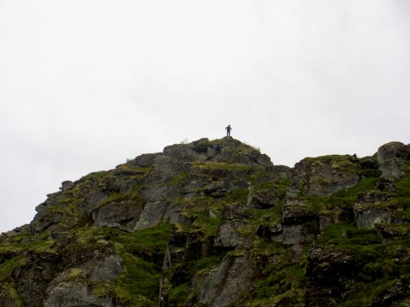 Norway’s Lofoten Islands – hike Fløya & Devil’s Gate – besthike.com