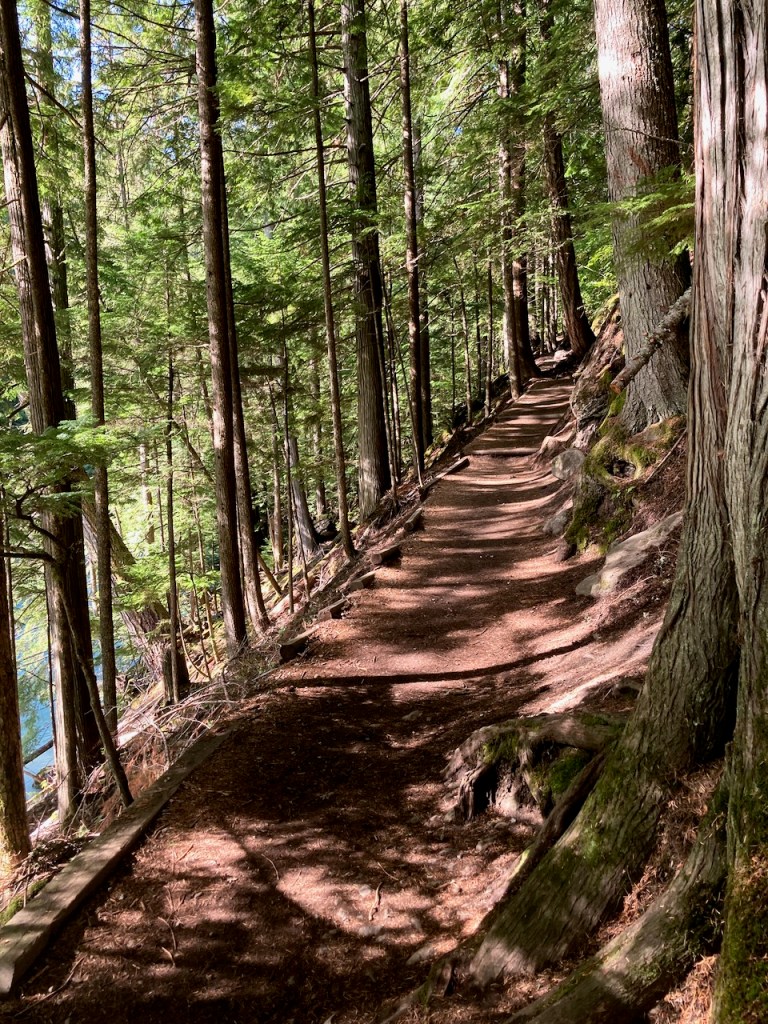 Best Pemberton B.C. hike – One Mile to Nairn Falls – besthike.com
